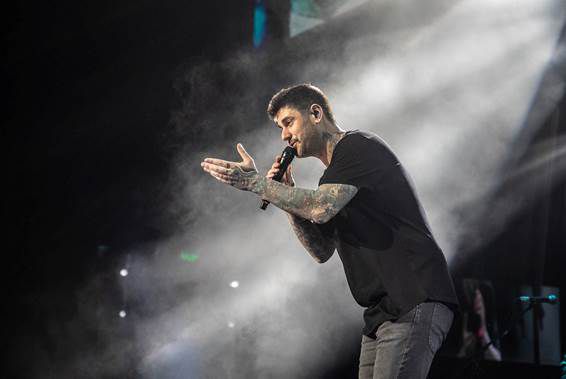 Melendi: Emocionó a todos sus fans en su paso por el Movistar Arena con ...